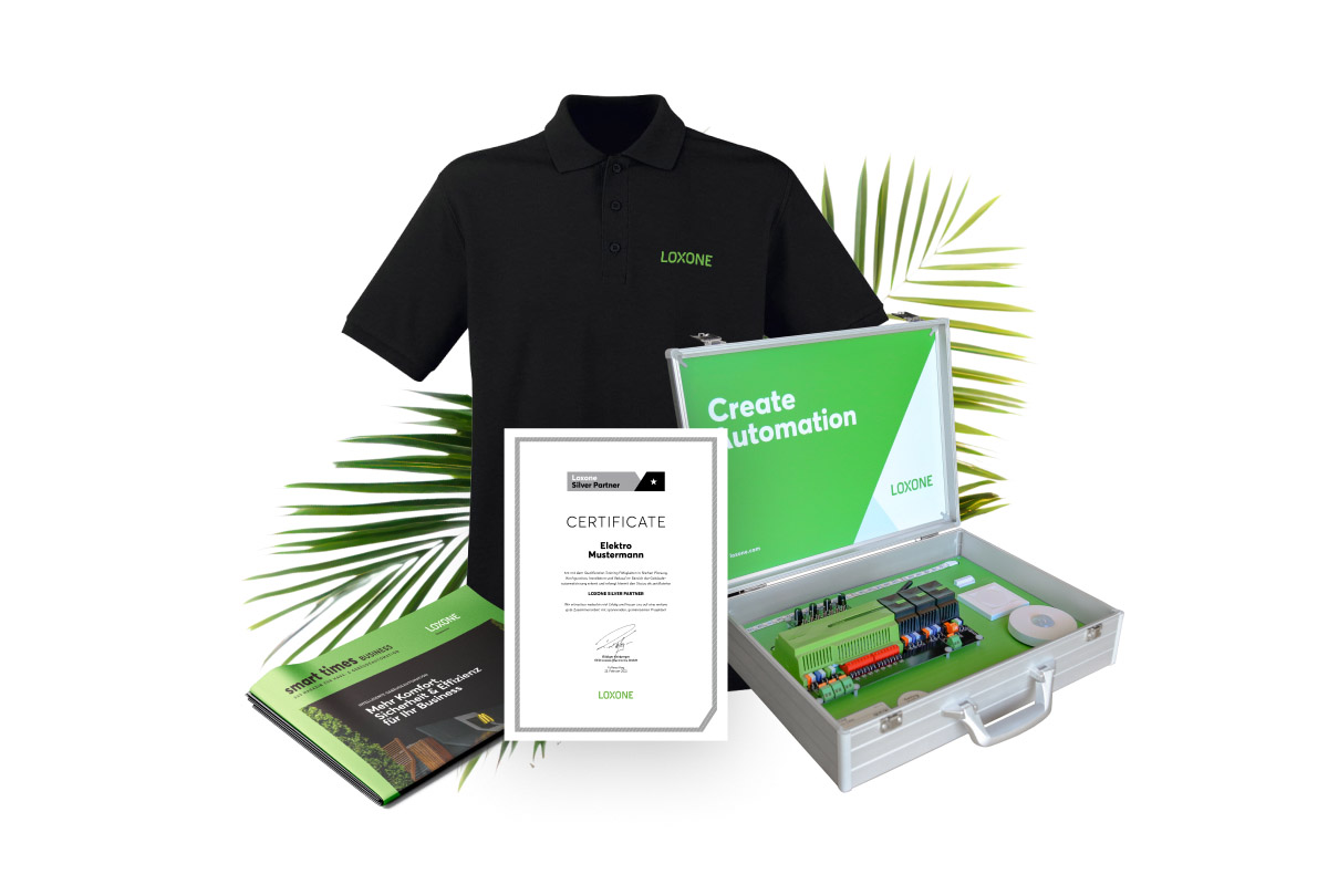 Welcome Package: Demo Case & Foundation Training | Loxone Shop